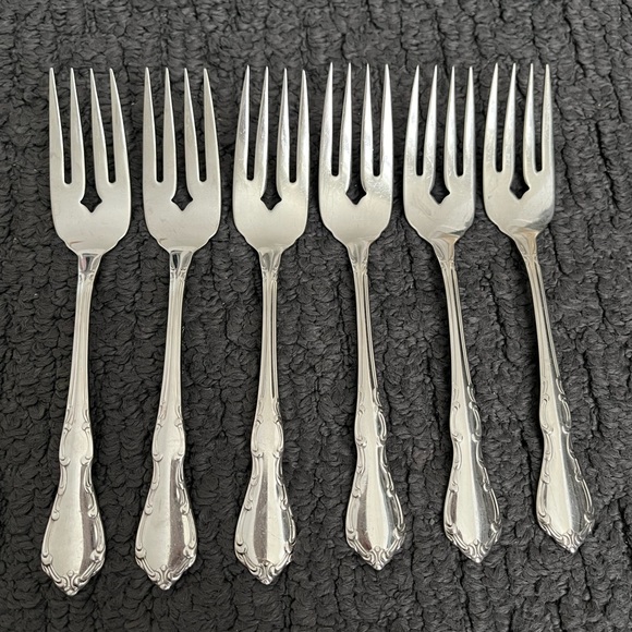 Oneida | Dining | Oneida Whittier Salad Forks 6 Stainless Flatware ...